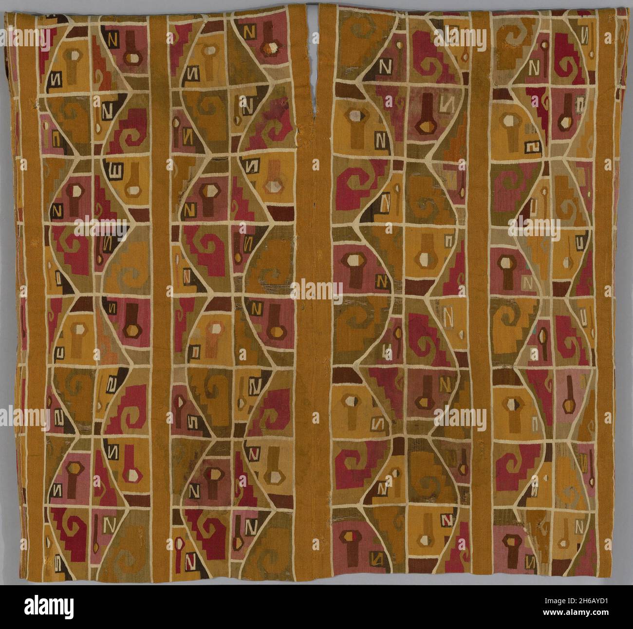 Tunic, Peru, A.D. 600/800 Stock Photo - Alamy