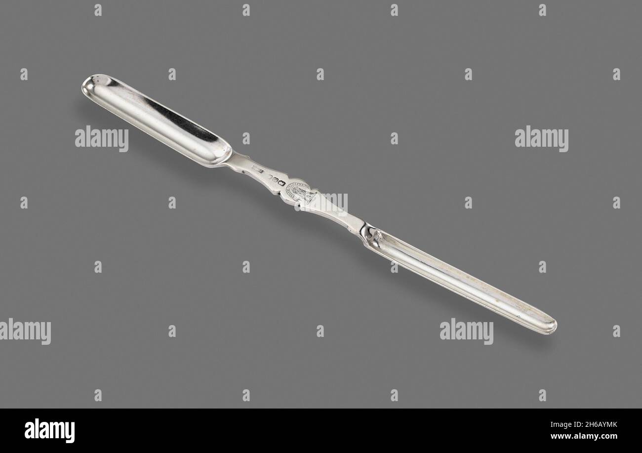 Marrow scoop hi-res stock photography and images - Alamy