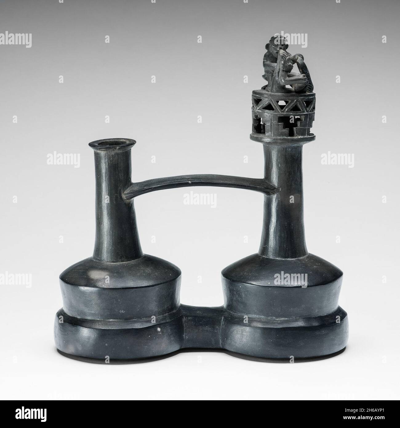 Double vessel hi-res stock photography and images - Alamy
