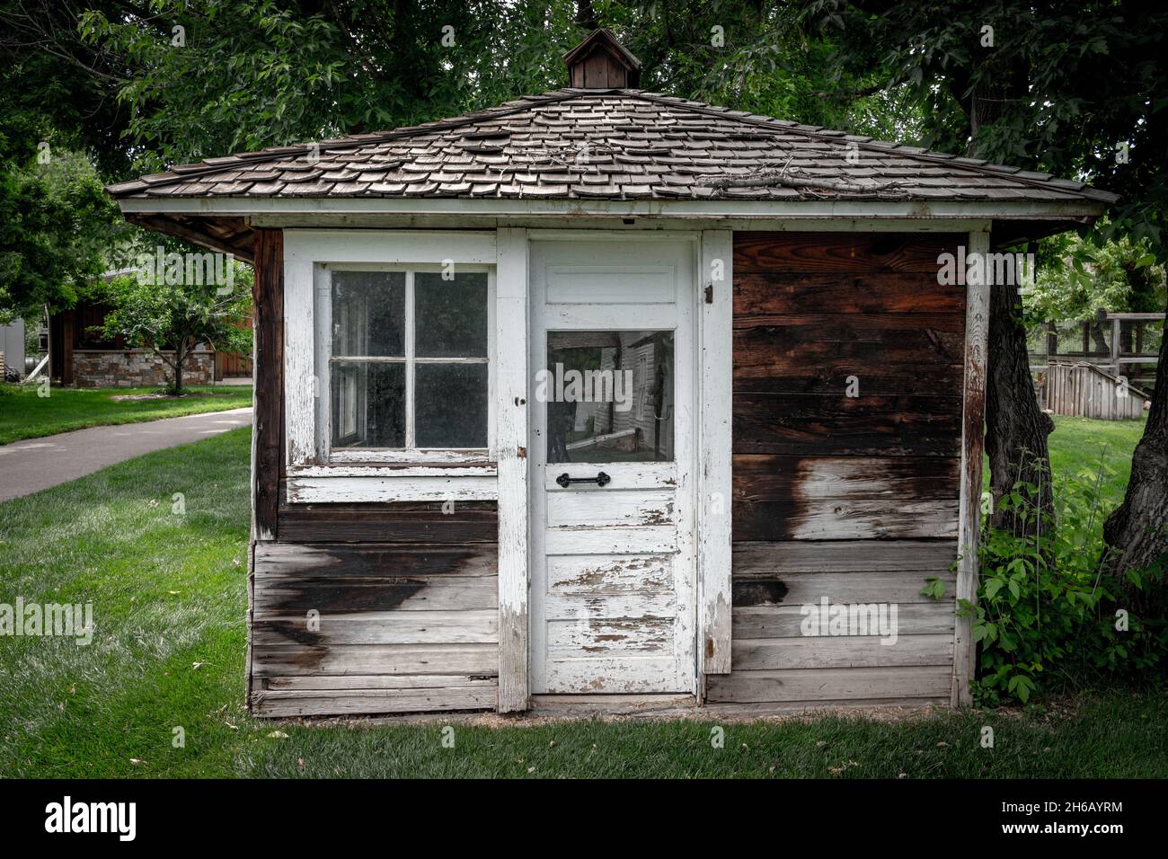 Wood shingles and siding on an old shack Stock Photo - Alamy