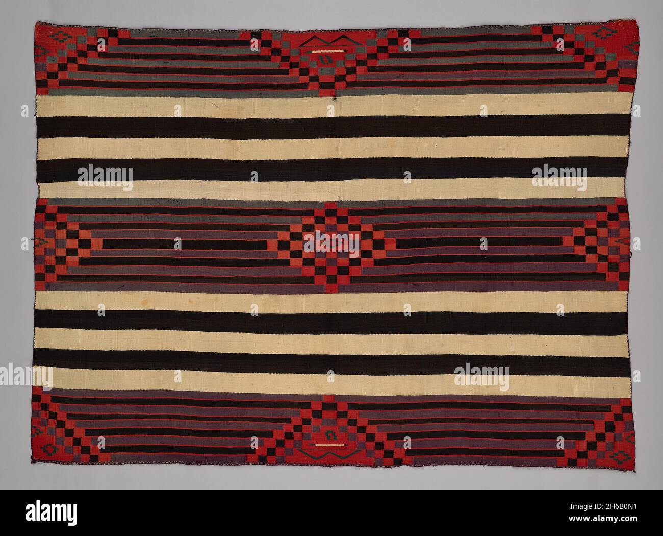 Warp and weft twining hi-res stock photography and images - Alamy