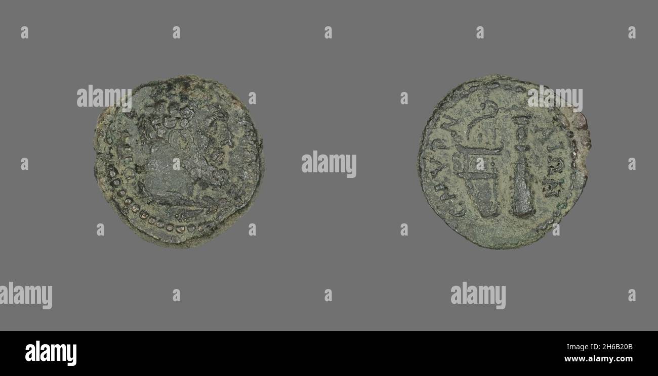 Coin Depicting the Hero Hercules, 138-192 Stock Photo - Alamy