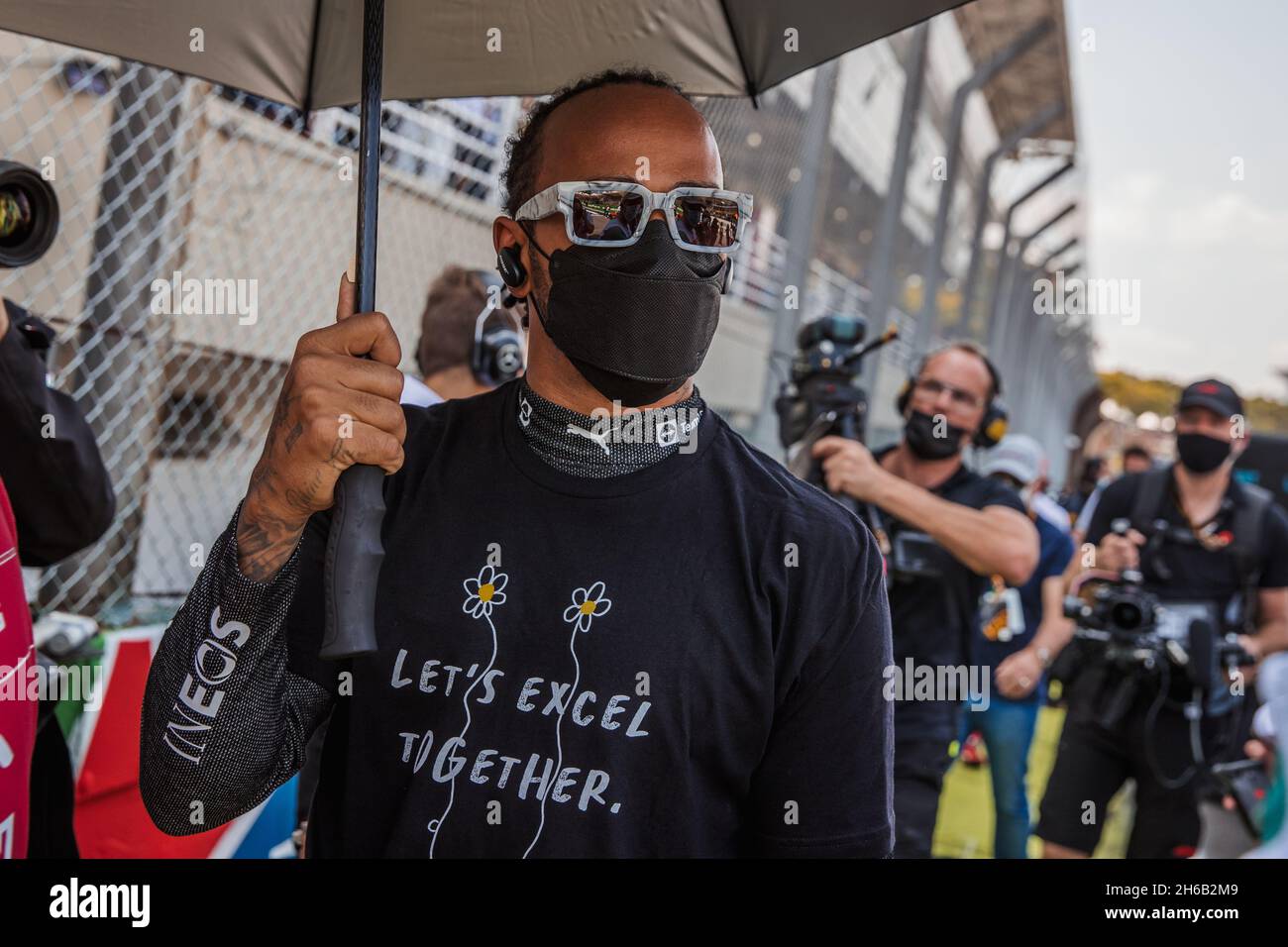 Lewis Hamilton (GBR) Mercedes AMG F1 on the grid. 14.11.2021. Formula 1 ...