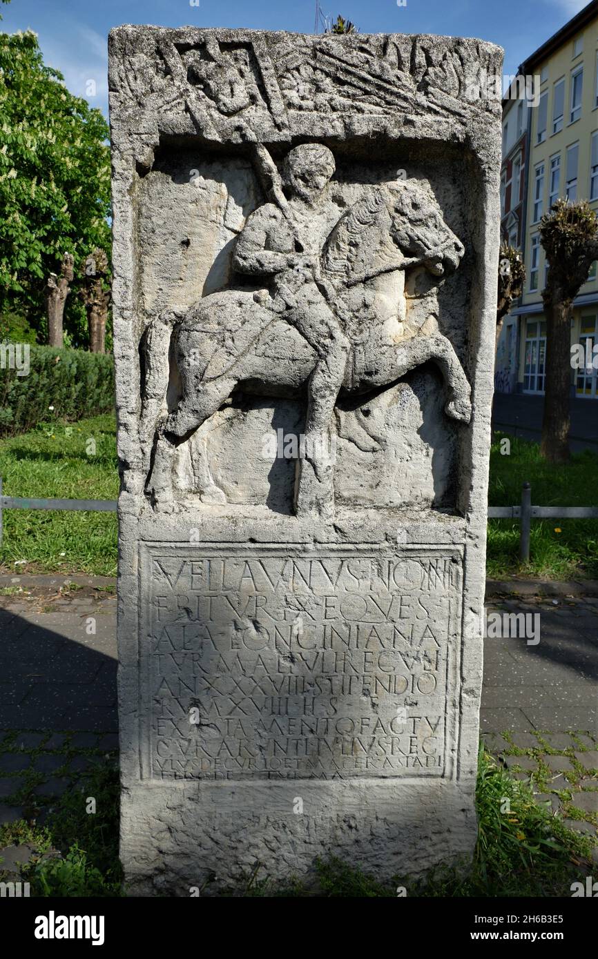 Roman Tombstone At Bonn / Rhine Stock Photo - Alamy