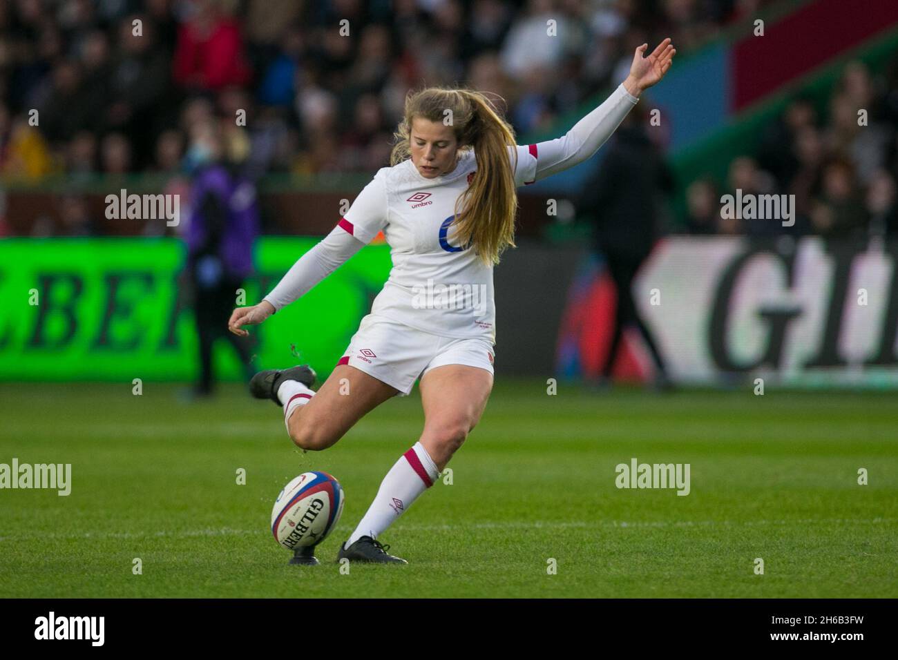 Zoe harrison hi-res stock photography and images - Alamy