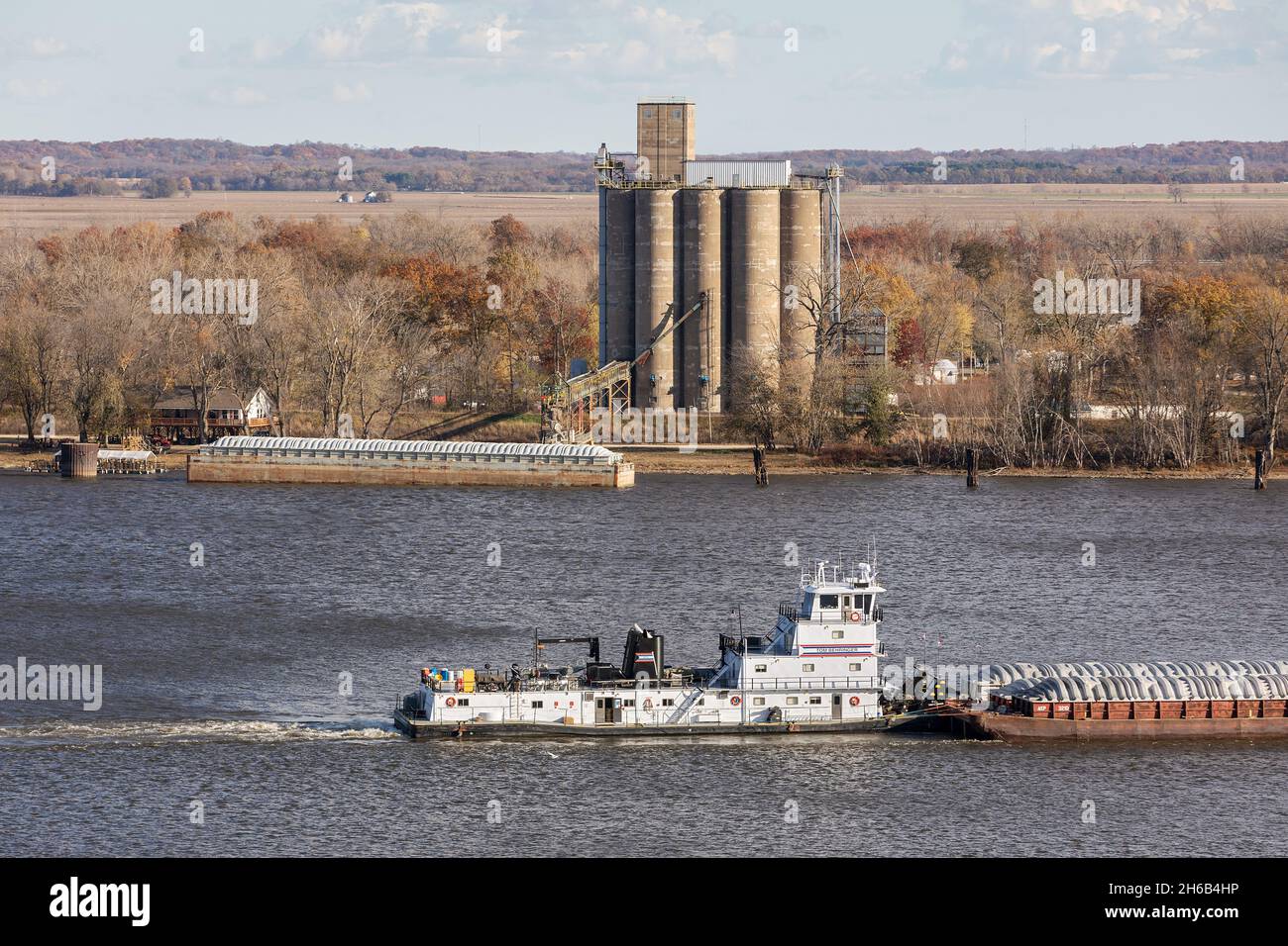 American commercial barge line hi-res stock photography and images - Alamy
