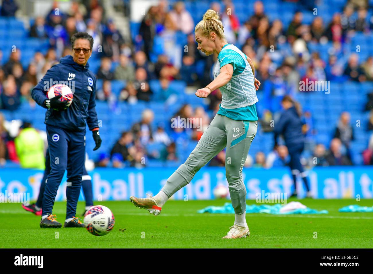 Emily simpkins hi-res stock photography and images - Alamy