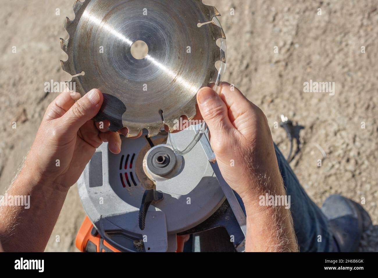 Man working miter saw hi-res stock photography and images - Alamy