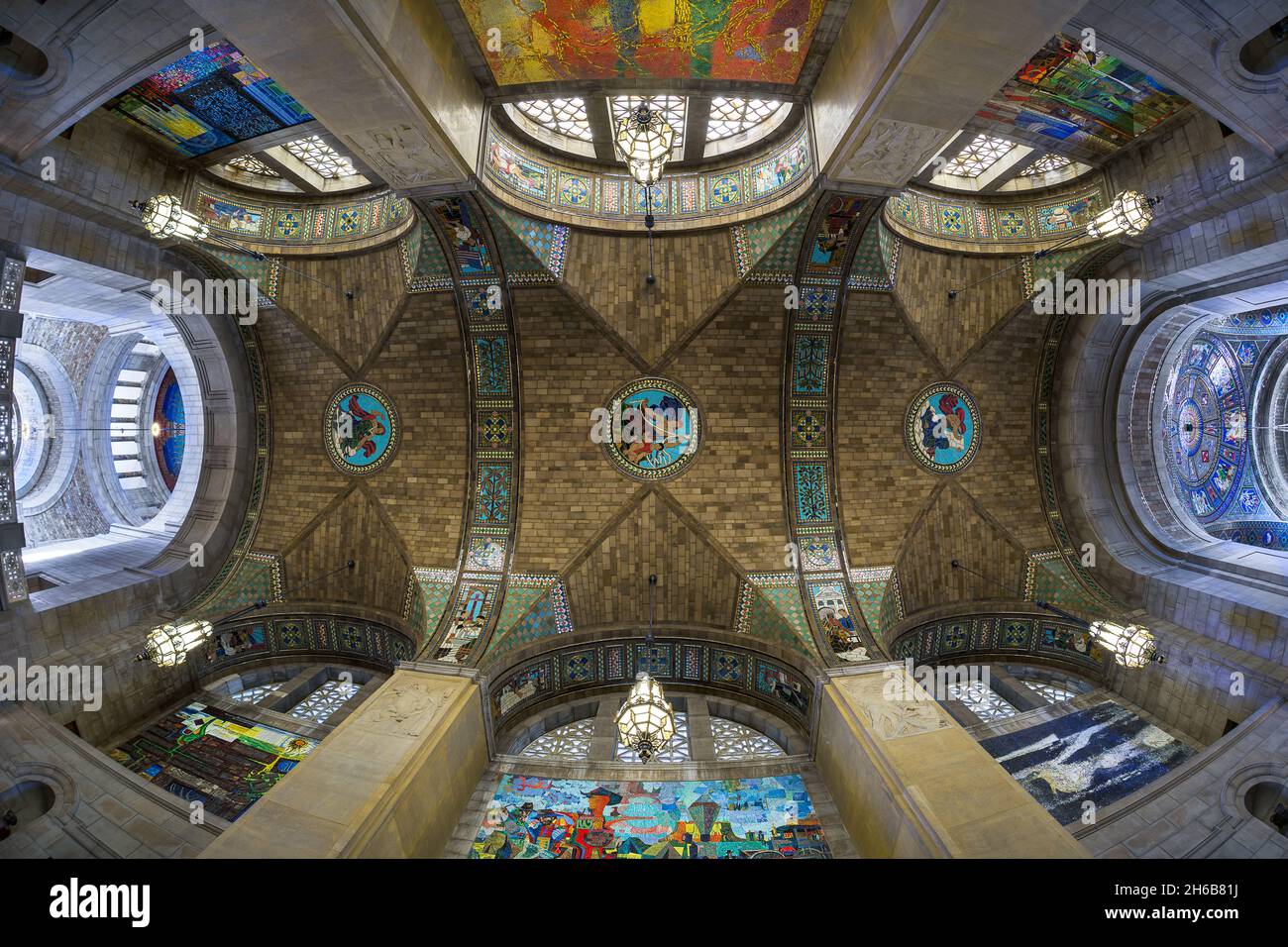 Nebraska state capitol building hi-res stock photography and images - Alamy
