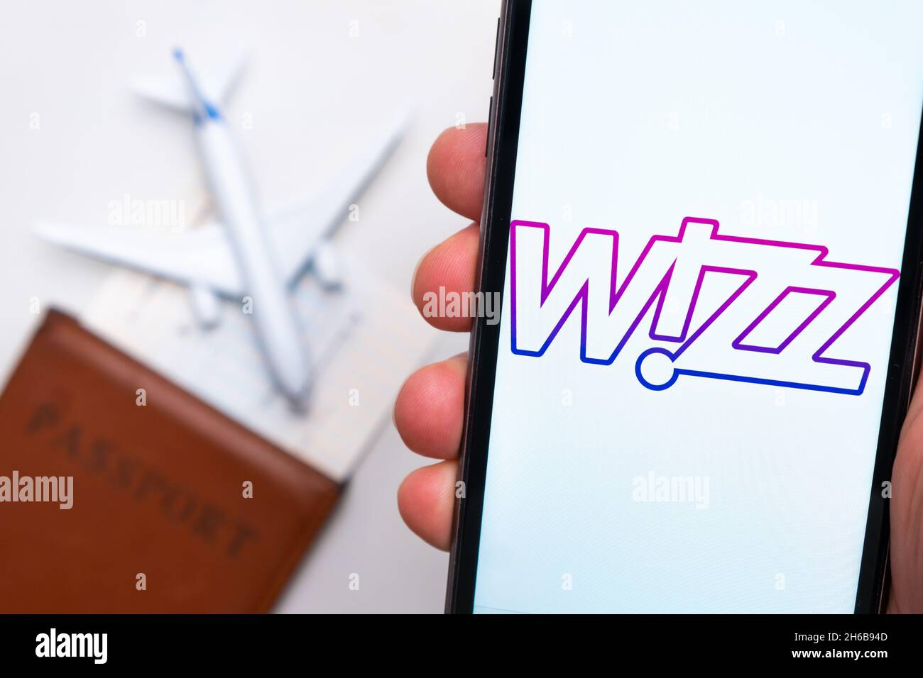 Wizz air boarding hi-res stock photography and images - Alamy