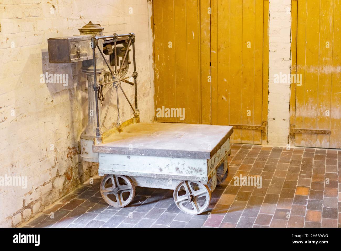 old weighing machine trolley at Gladstone Pottery Museum, Longton ...