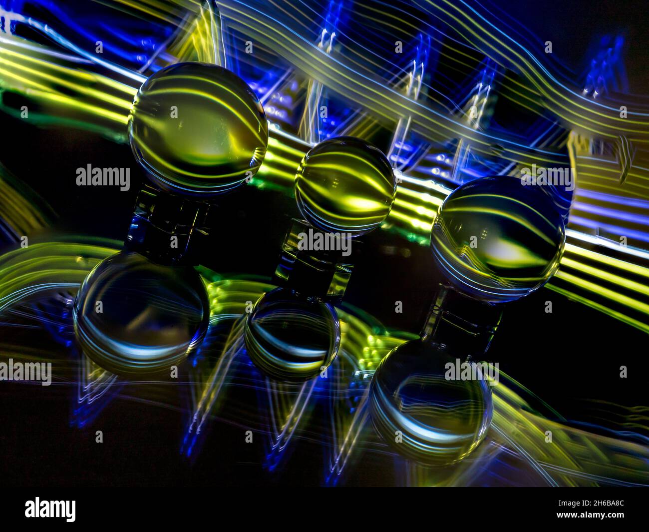 Artistic creation hi-res stock photography and images - Alamy