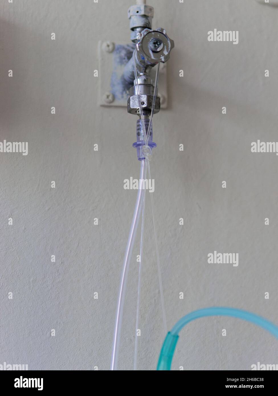 Intensive care unit. Tubes of supplied gas from hospital oxygen line ...