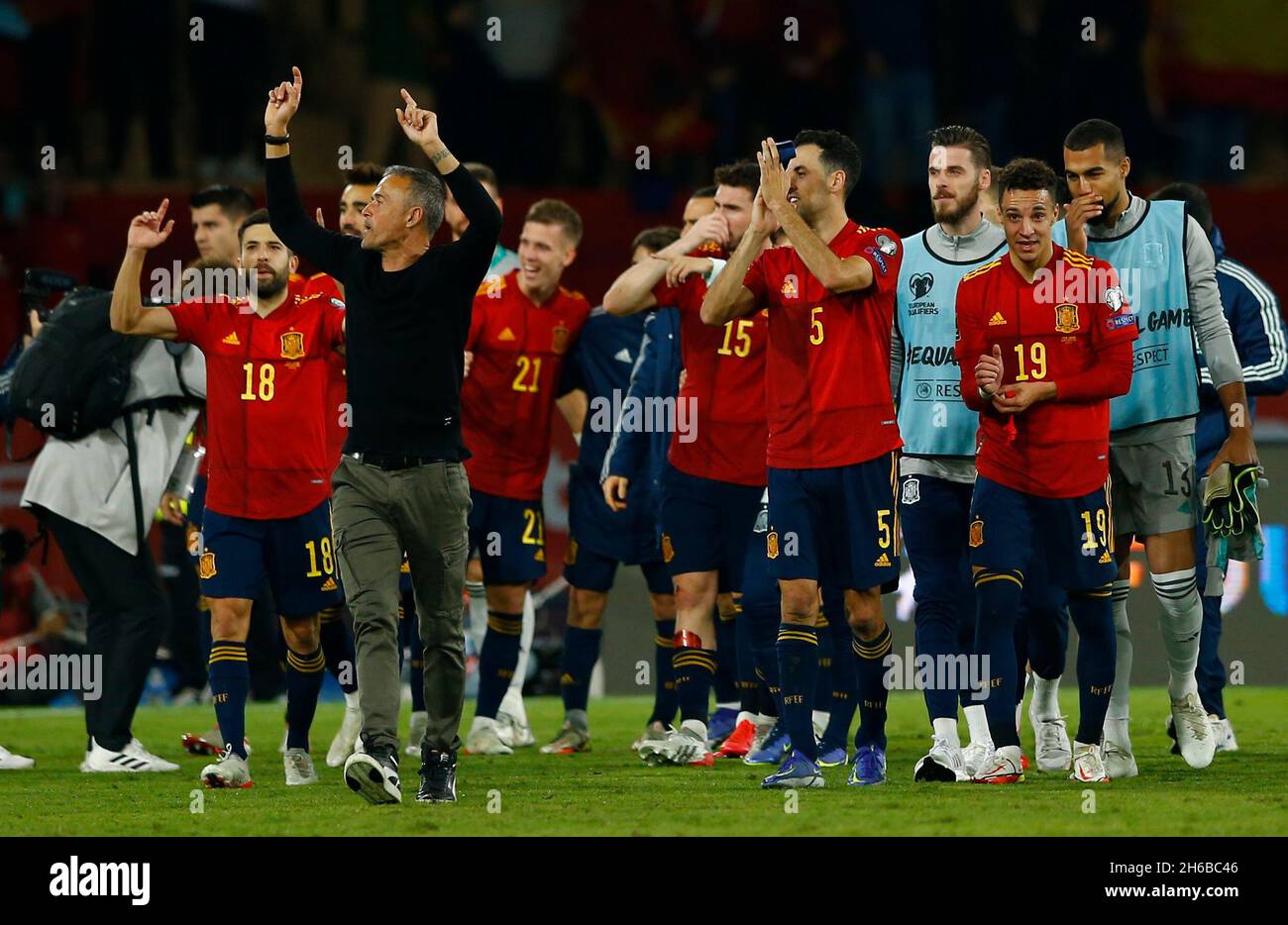 Estadio de qatar hi-res stock photography and images - Alamy