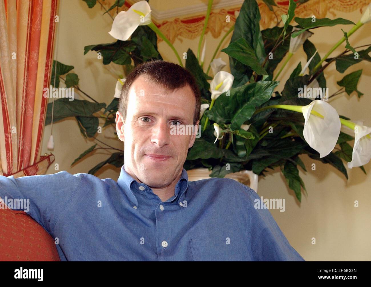 STEVE CLARIDGE. PIC MIKE WALKER, 2002 Stock Photo - Alamy
