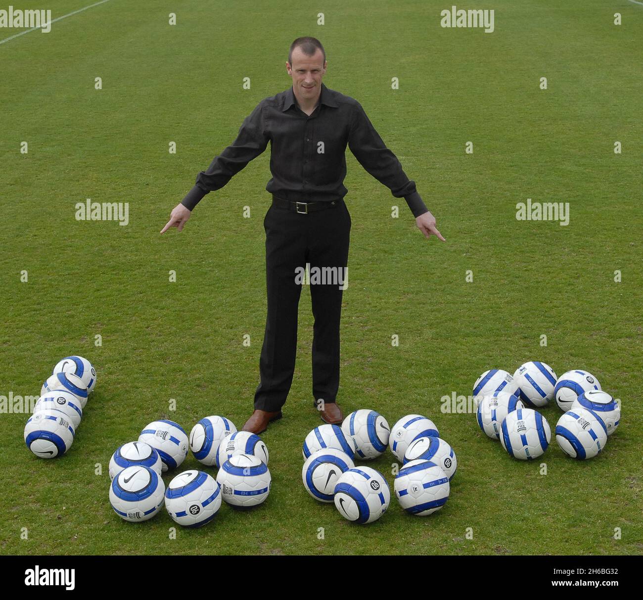 STEVE CLARIDGE BEFORE PLAYING HIS 1,000TH GAME, PIC MIKE WALKER, 2006 ...