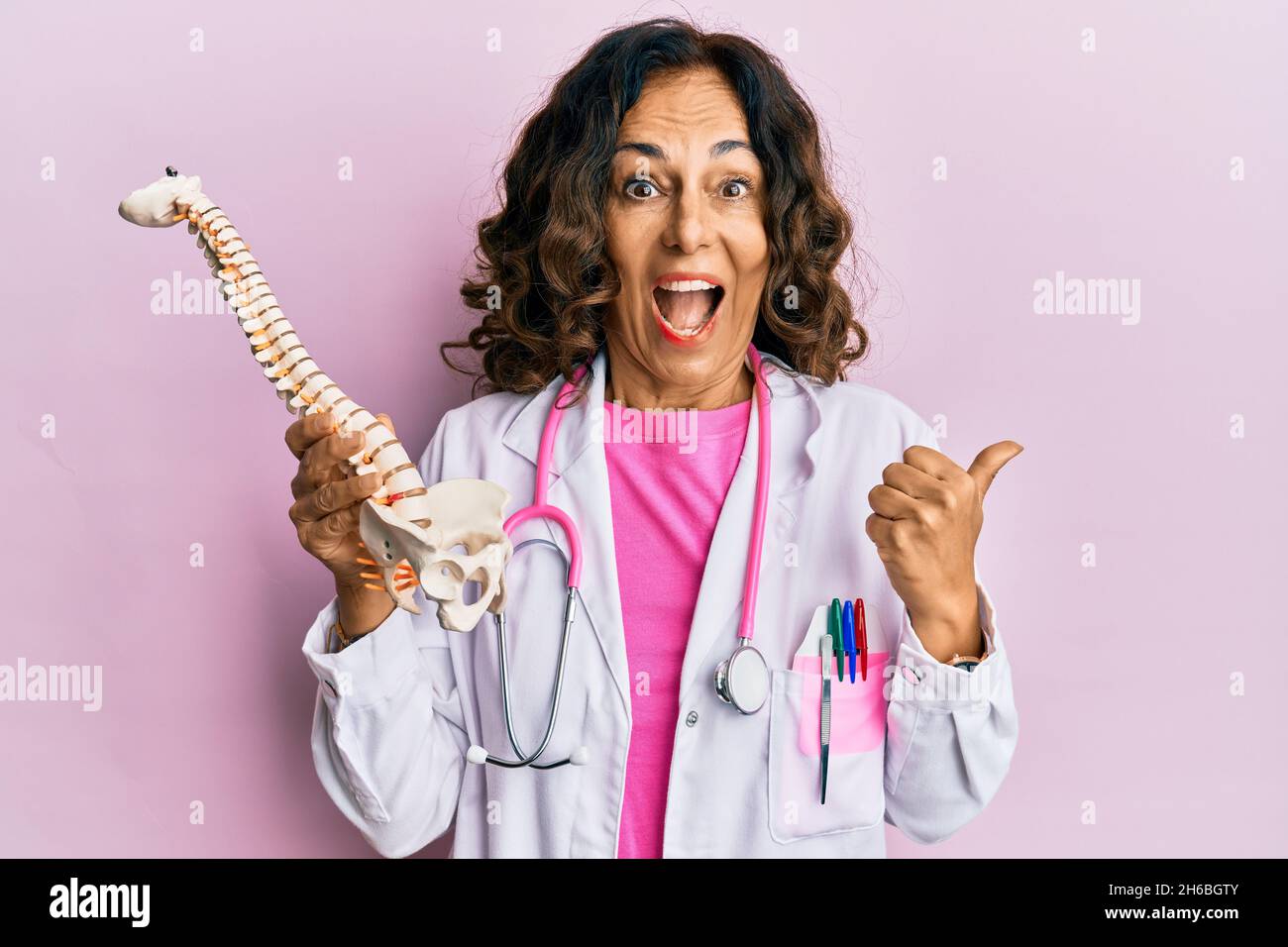 Back woman showing middle finger hi-res stock photography and images ...