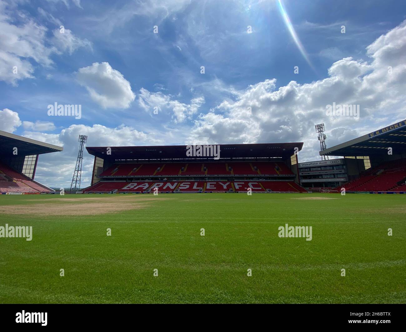 Barnsley fc car park hi-res stock photography and images - Alamy