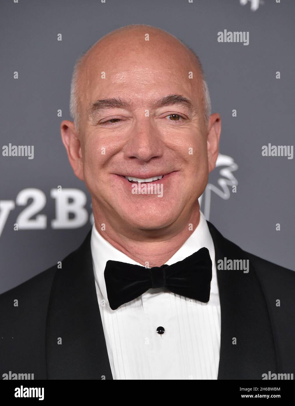 November 13, 2021, West Hollywood, California, USA: Jeff Bezos arrives ...