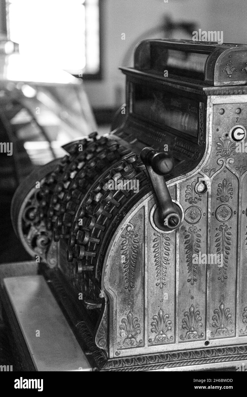 An old ancient cash register Stock Photo - Alamy