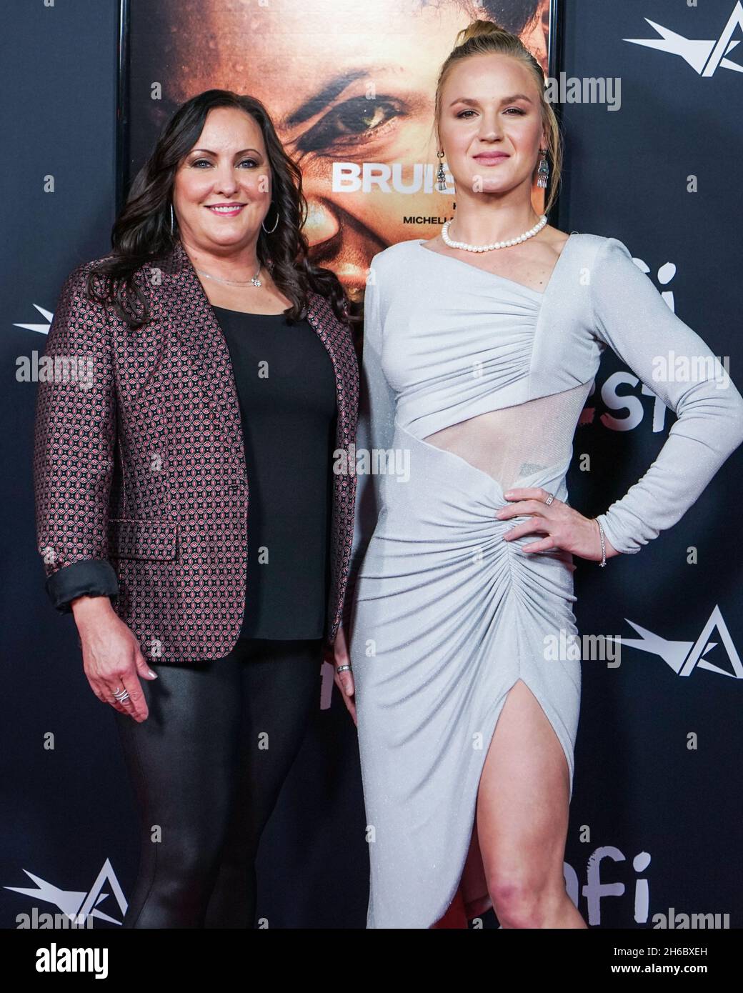 HOLLYWOOD, LOS ANGELES, CALIFORNIA, USA - NOVEMBER 13: Shannon Knapp ...