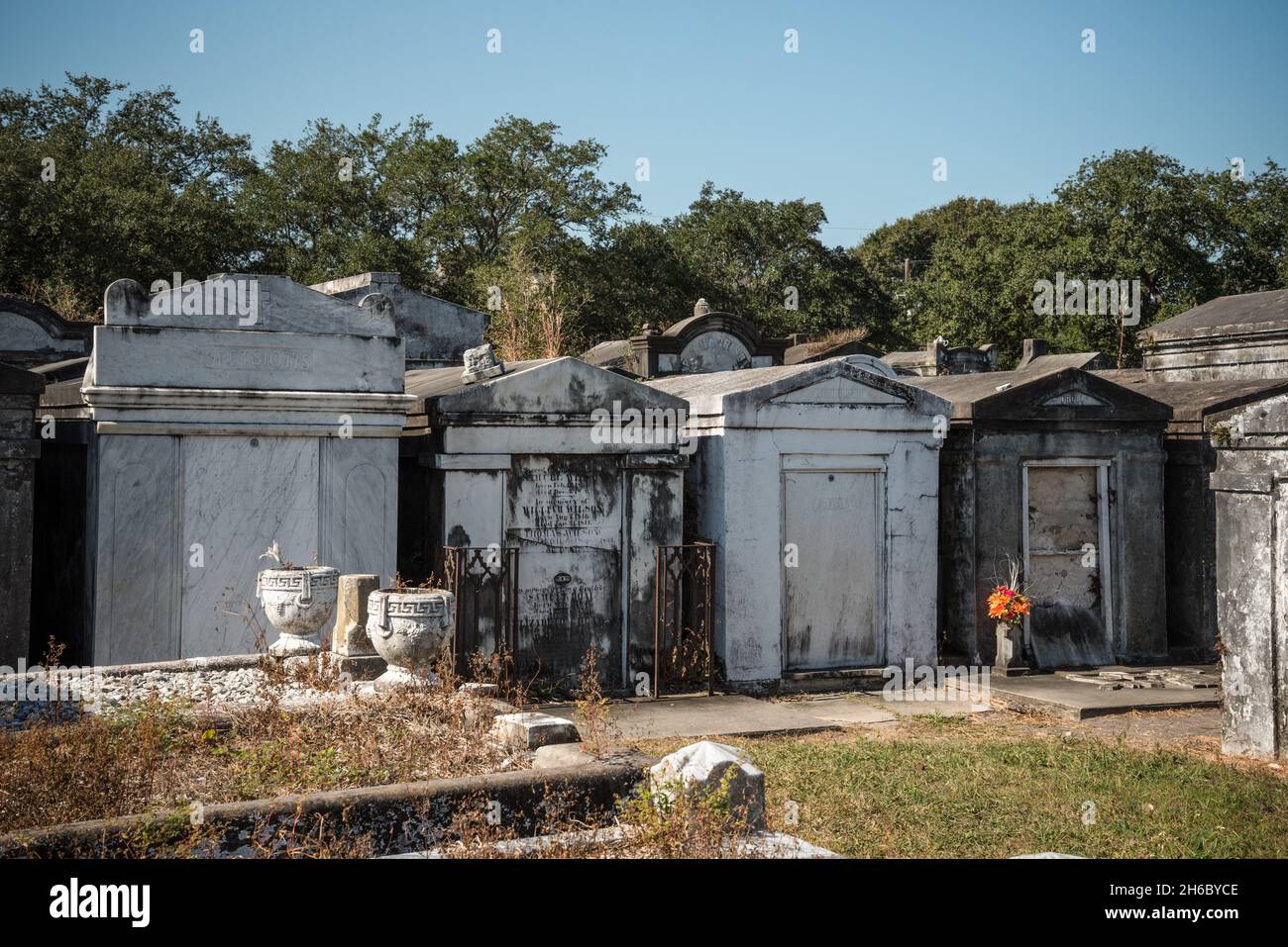 Scenic historic crypts at a New Orleans graveyard, USA Stock Photo - Alamy