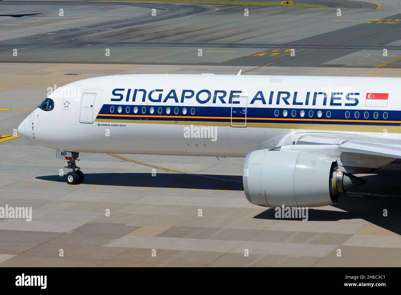 Airbus a350 900 hi-res stock photography and images - Alamy
