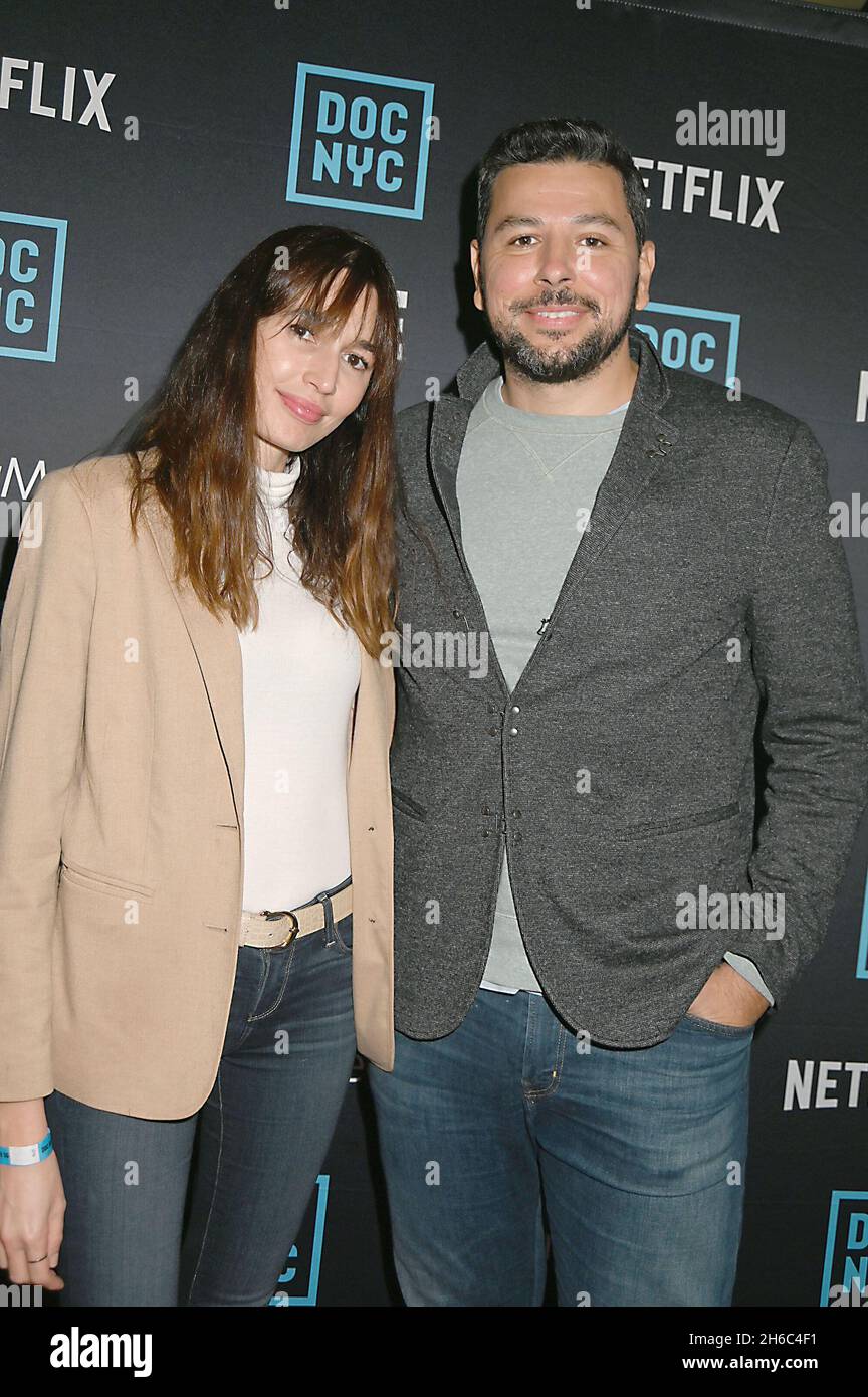 Kenza Fourati Wallpaper