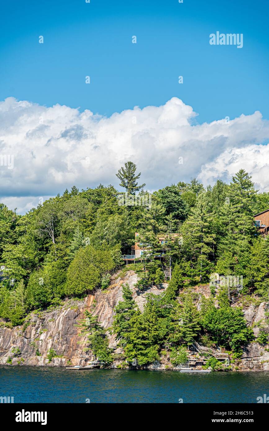 Muskoka granite rock hi-res stock photography and images - Alamy