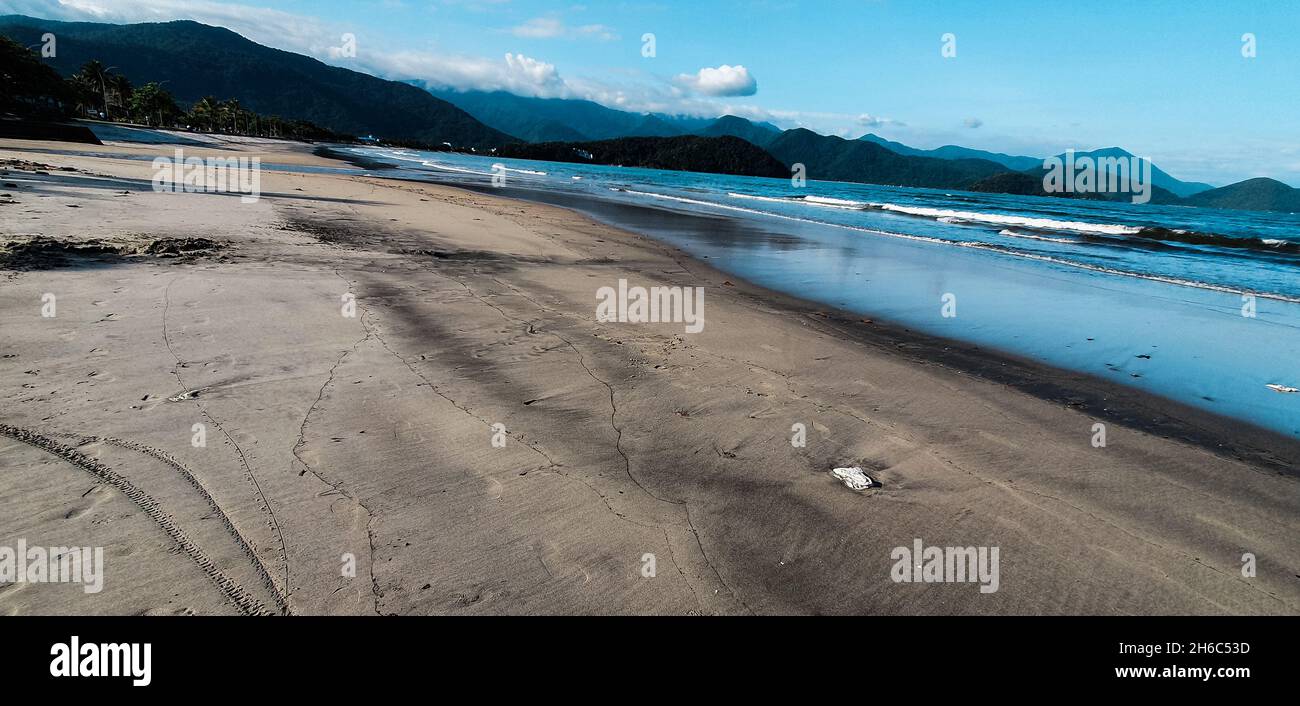 Playa contaminada playas contaminada hi-res stock photography and ...