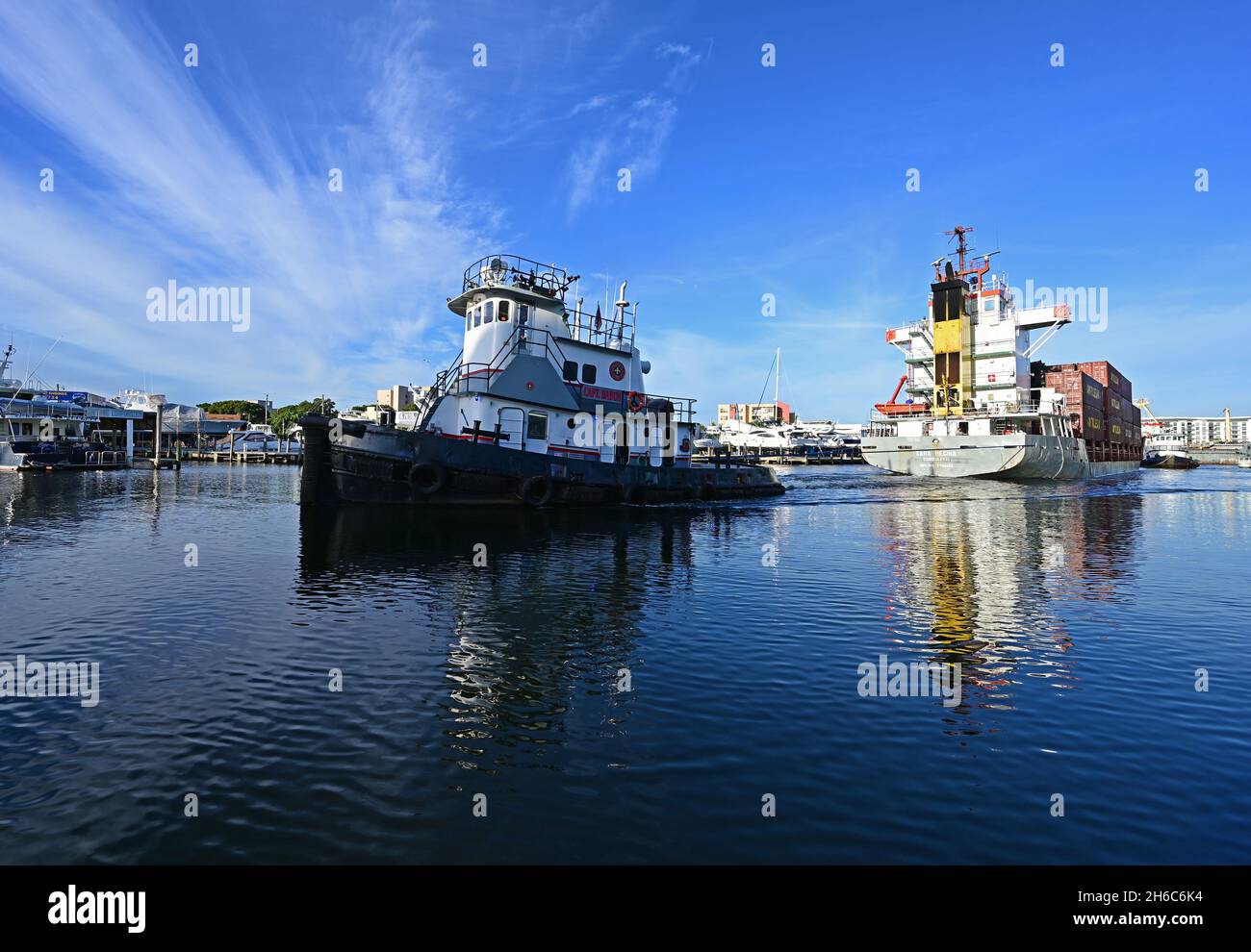 Cargo ship in miami river hi-res stock photography and images - Alamy