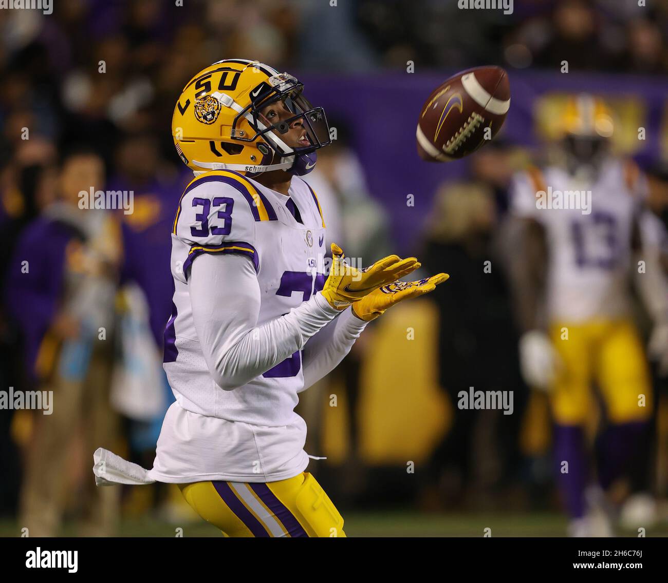 Baton Rouge, LA. November 13, 2021: LSU's Trey Palmer #33 catches the ...