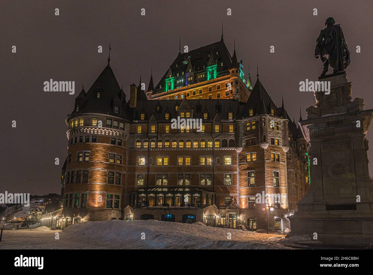Quebec city night time hi-res stock photography and images - Alamy