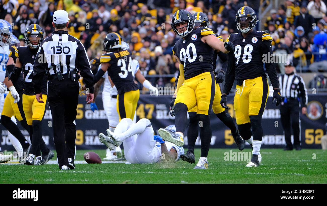November 14th, 2021: T.J. Watt #90 during the Pittsburgh Steelers vs ...