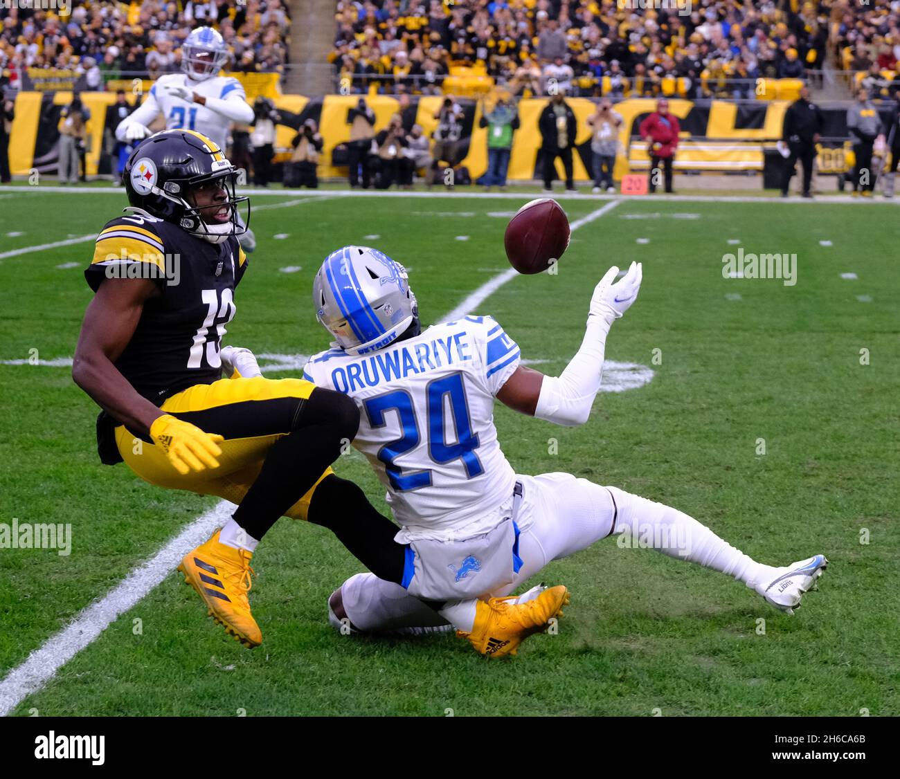 November 14th, 2021: James Washington #13 during the Pittsburgh ...