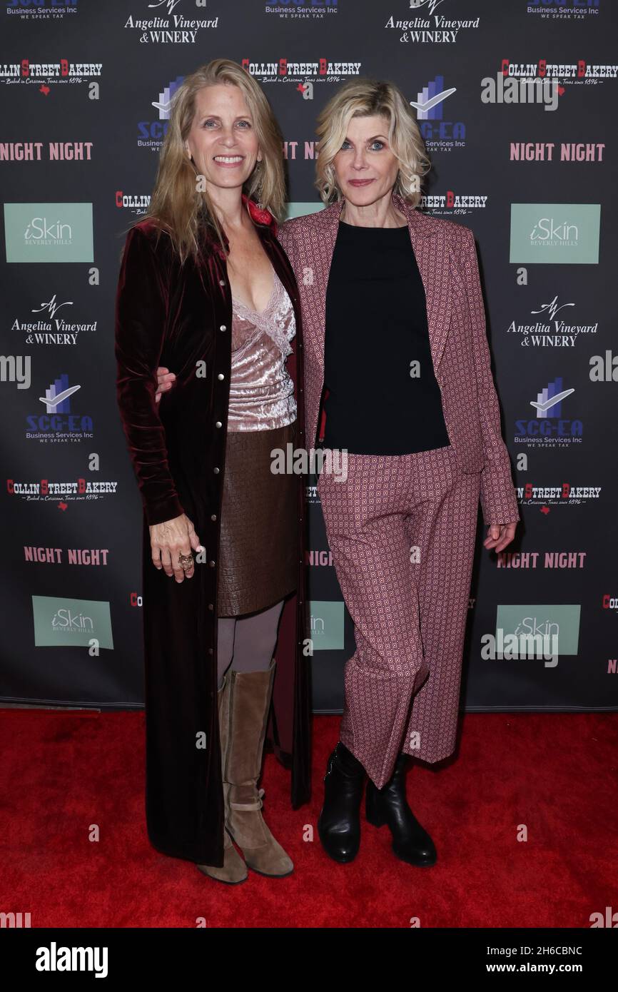 Malibu, California, USA. 13th November, 2021. Wendy Silvers and Dawn ...