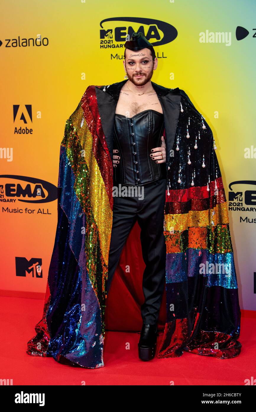 Riccardo Simonetti attending the MTV EMAs 2021 at the Laszlo Papp ...