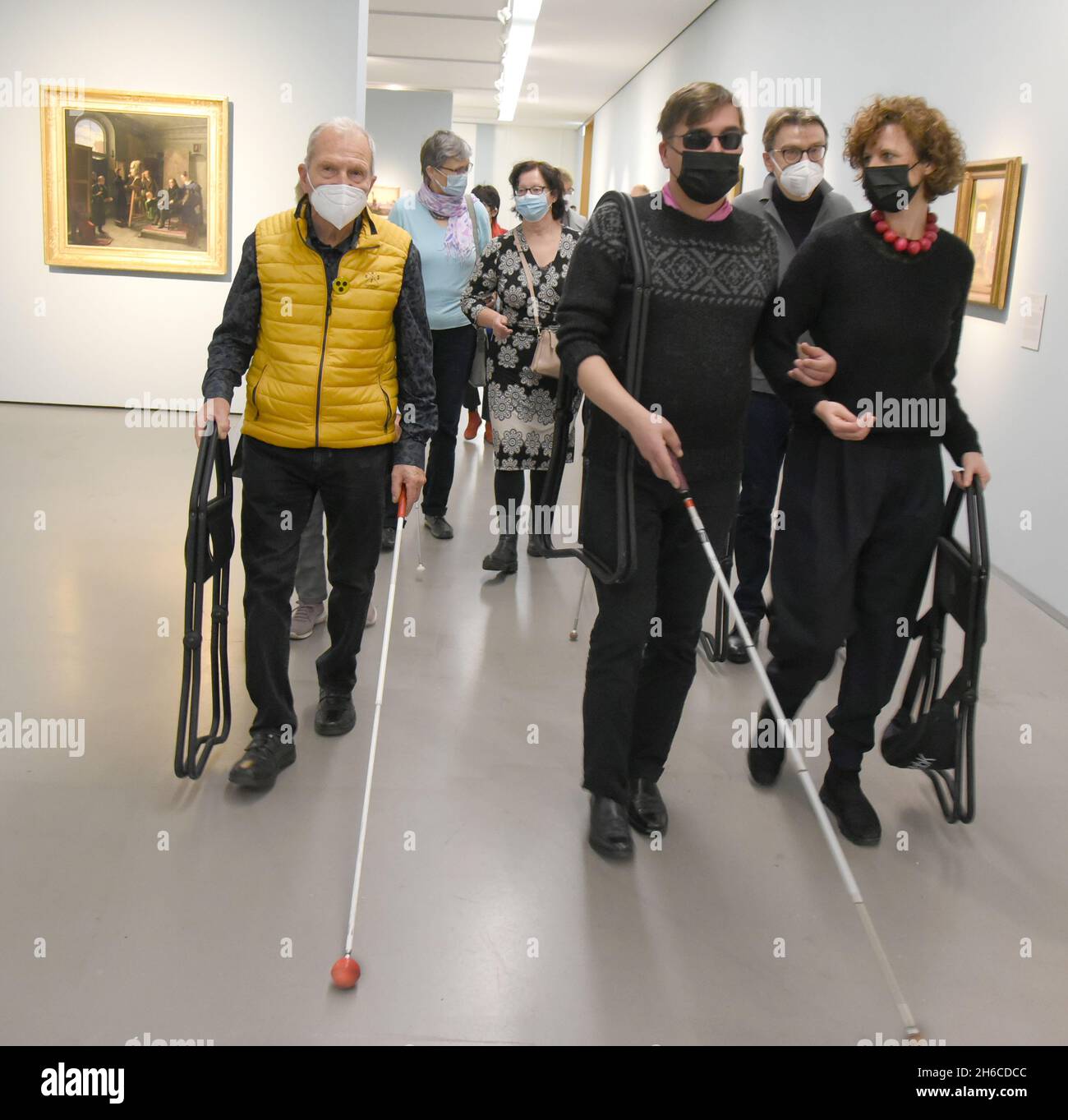 Leipzig, Germany. 14th Nov, 2021. Blind, visually impaired and their ...