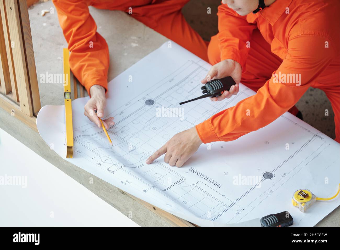 Image human hand pointing paper hi-res stock photography and images - Alamy