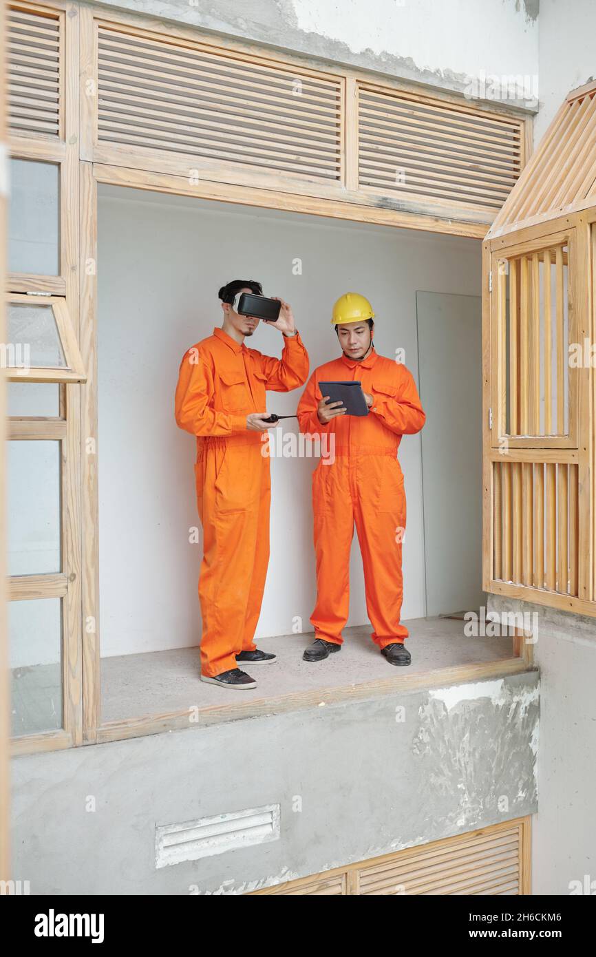 Thermal Insulation Engineer High Resolution Stock Photography and ...