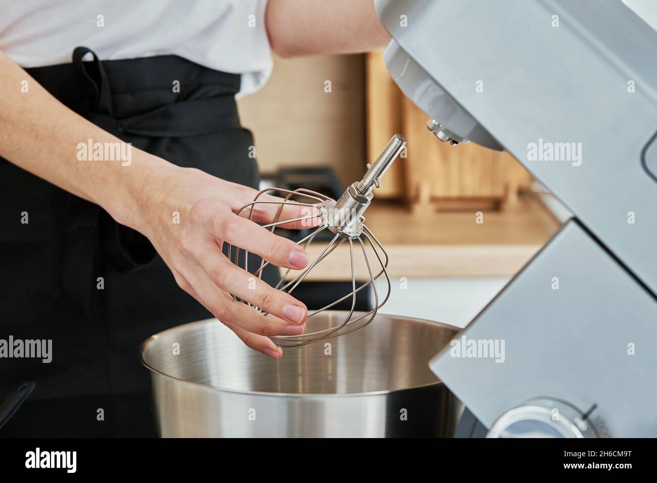 Electronic whisk hi-res stock photography and images - Alamy
