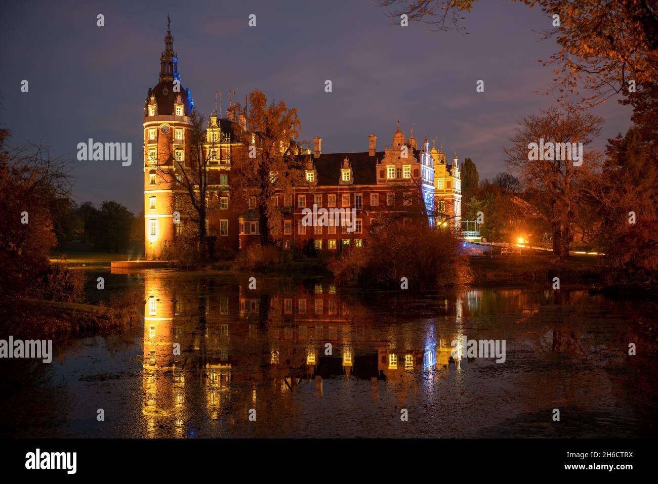 Muskau castle hi-res stock photography and images - Alamy