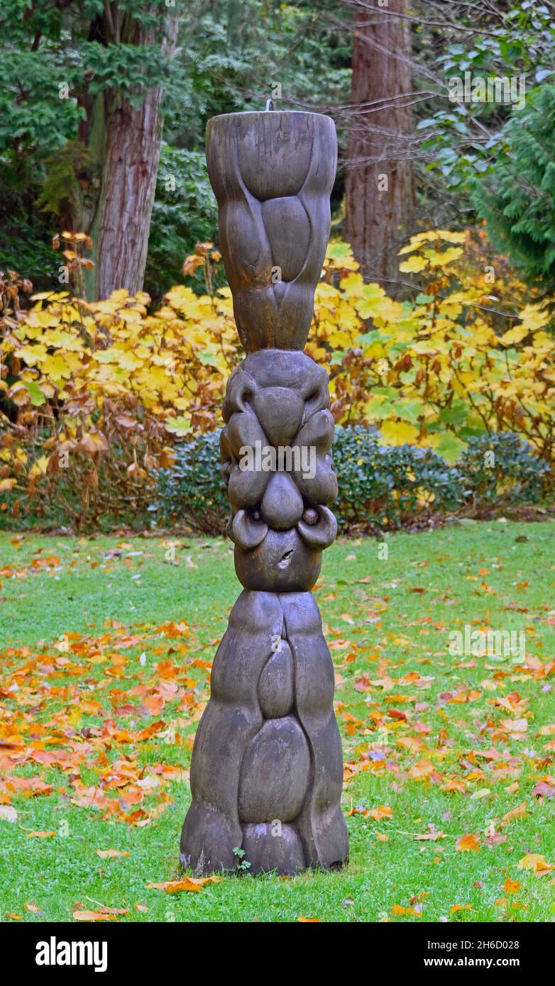 "Ripe" Wood (elm) 2004. Wooden sculpture by Ali Jeffery. Dawyck Botanic ...