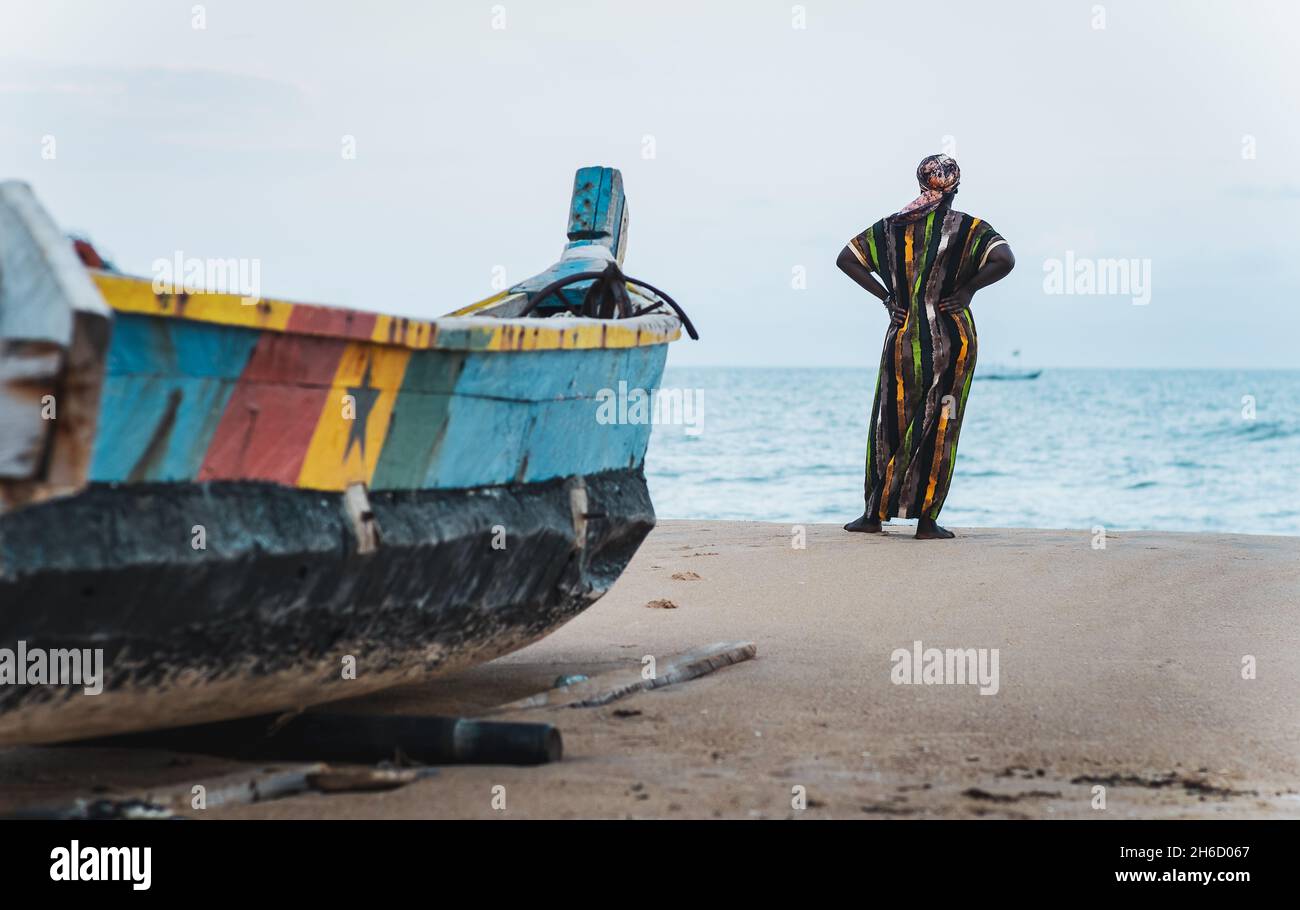African woman barefoot hi-res stock photography and images - Alamy