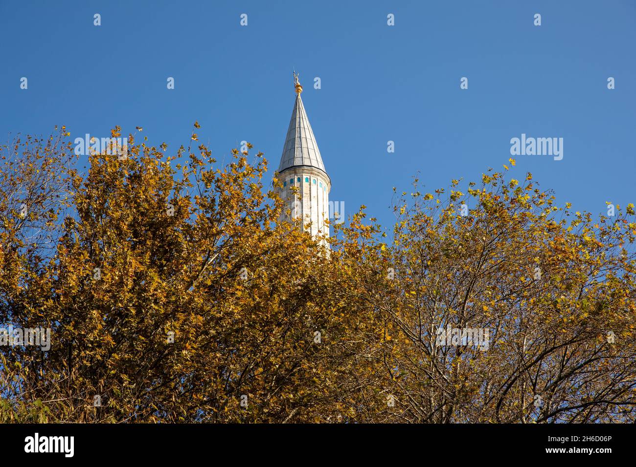 Abstract church view hi-res stock photography and images - Alamy