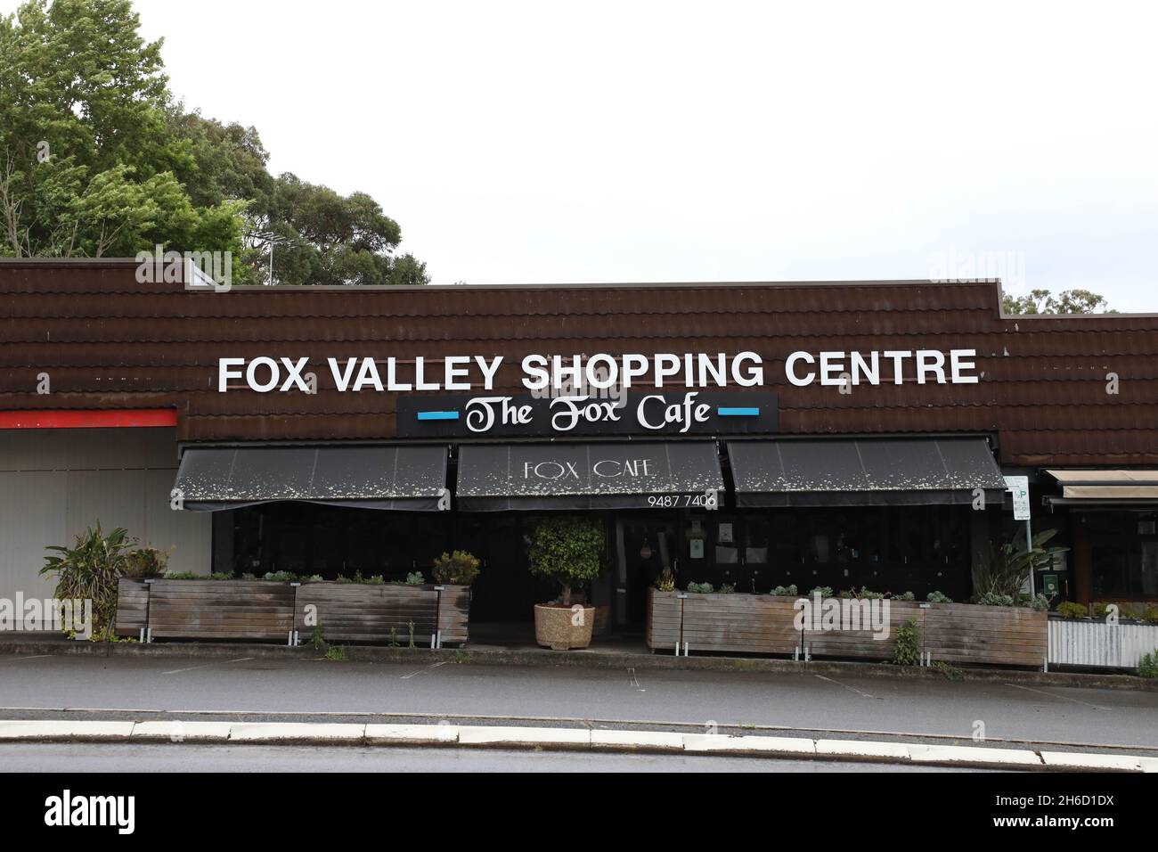 Fox valley shopping centre hi-res stock photography and images - Alamy