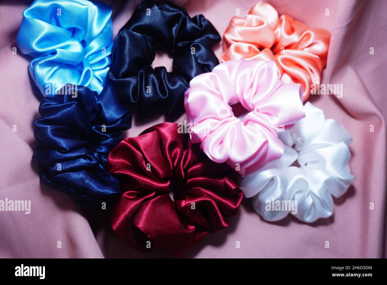 Scrunchies hi-res stock photography and images - Alamy