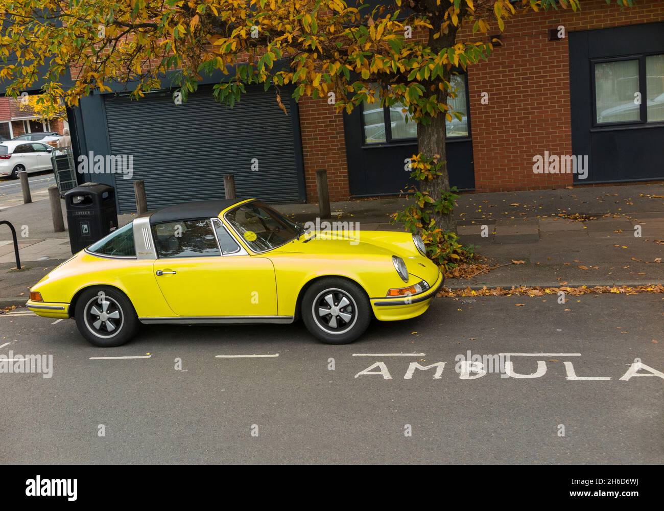 Porche targa hi-res stock photography and images - Alamy