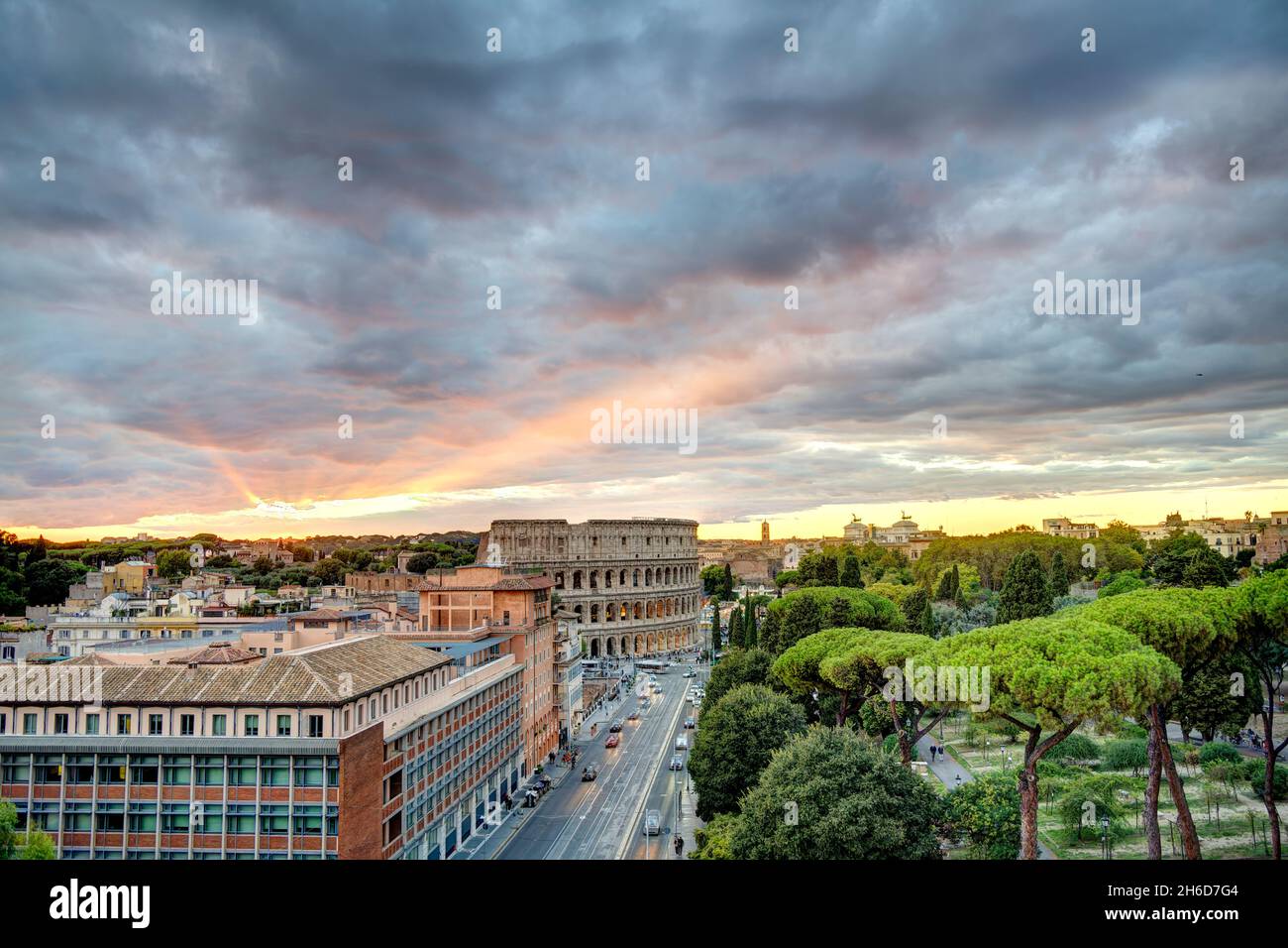 Rome colosseum hdr sunset hi-res stock photography and images - Alamy