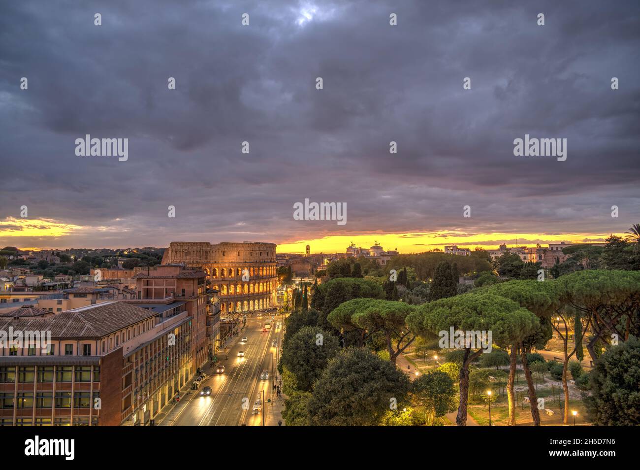 Rome colosseum hdr sunset hi-res stock photography and images - Alamy